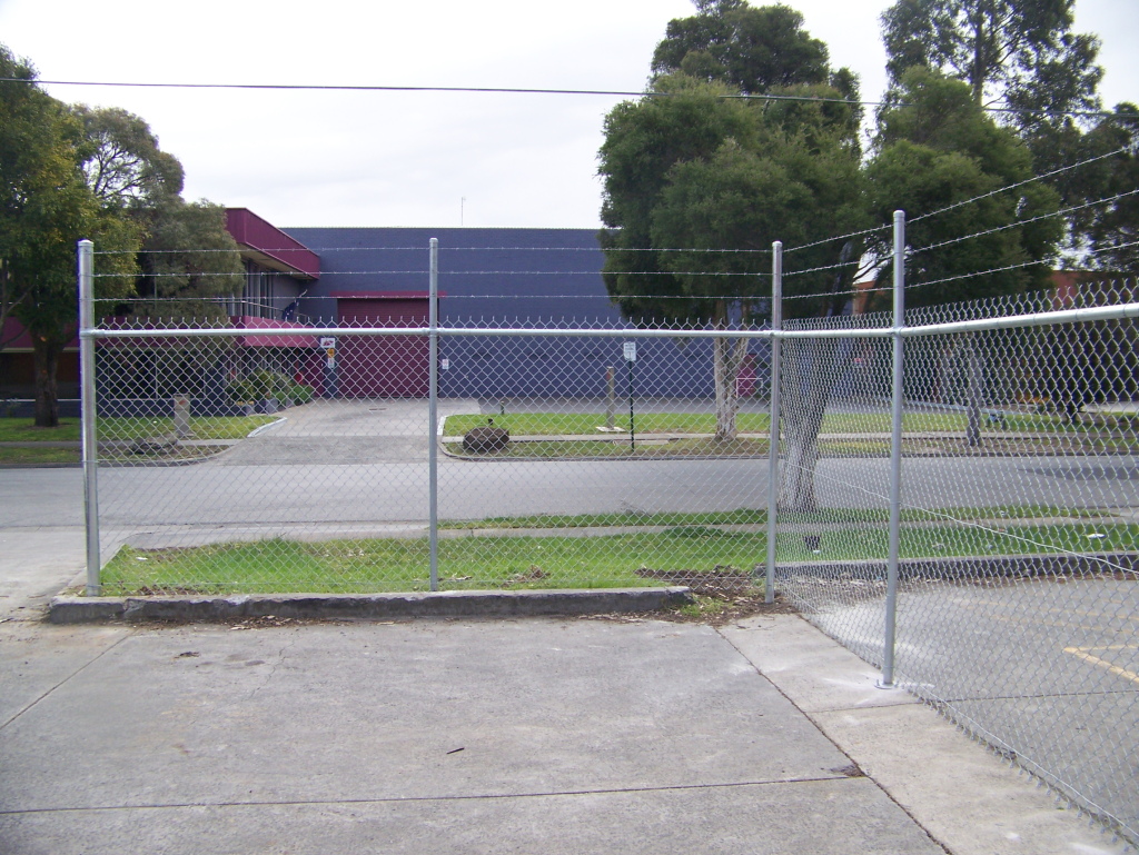 MEYER CHAINMESH FENCING AND REPAIRS Factory 1/23 Brooklyn Avenue ...