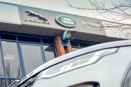 Sytner Land Rover Ascot Service 4/5 Sterling Business Centre, Eastern ...