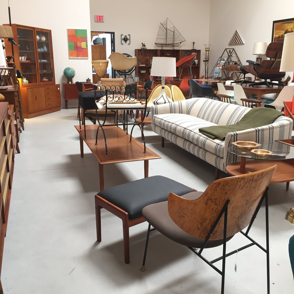 Post-War Modern 590 Nevada St, Redlands, CA, 92373