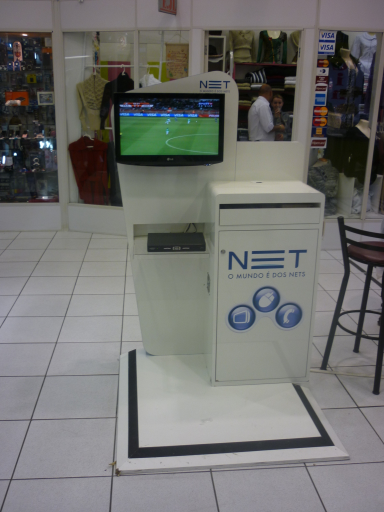 NET Combo Curitiba Av. Anita Garibaldi, 2480 Loja L29, Curitiba, 82220000
