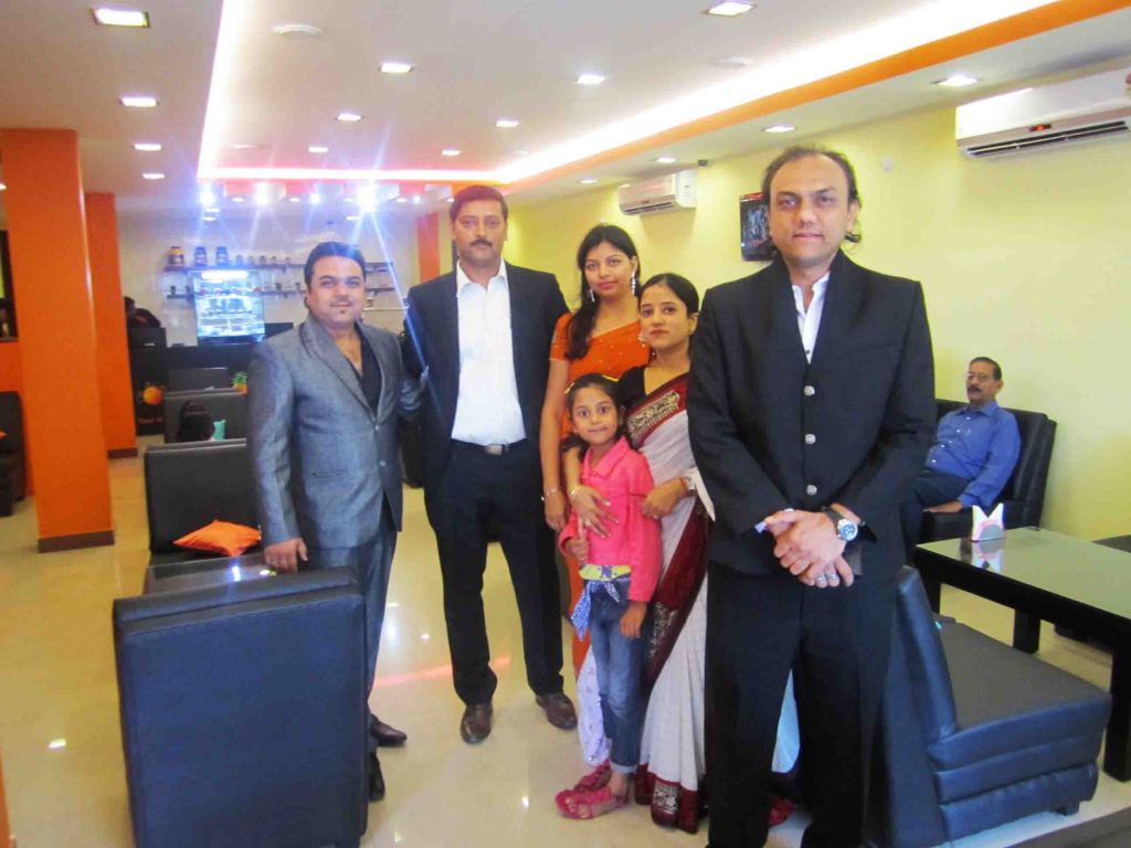 Juice Lounge 242, Kuber Complex, 2nd Floor, Link Road, Opp City Mall ...