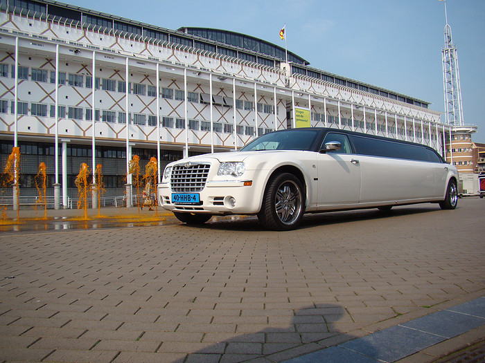 Big Limo Limousines Schrijnwerkersweg 15, Den Helder, 1786 PC