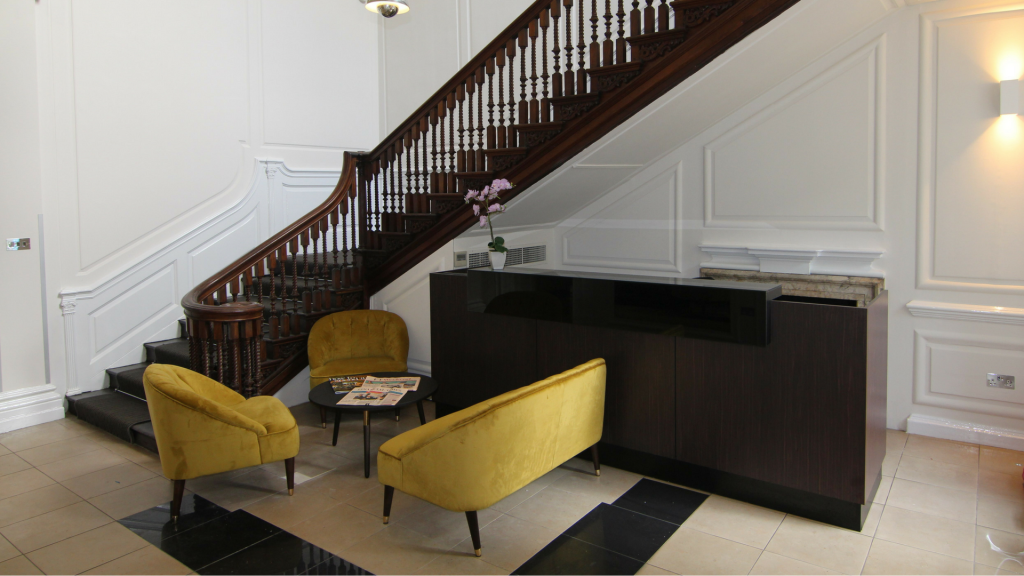 Details for The Mayfair Clinic in 4 Cavendish Square, London, W1G 0PG ...