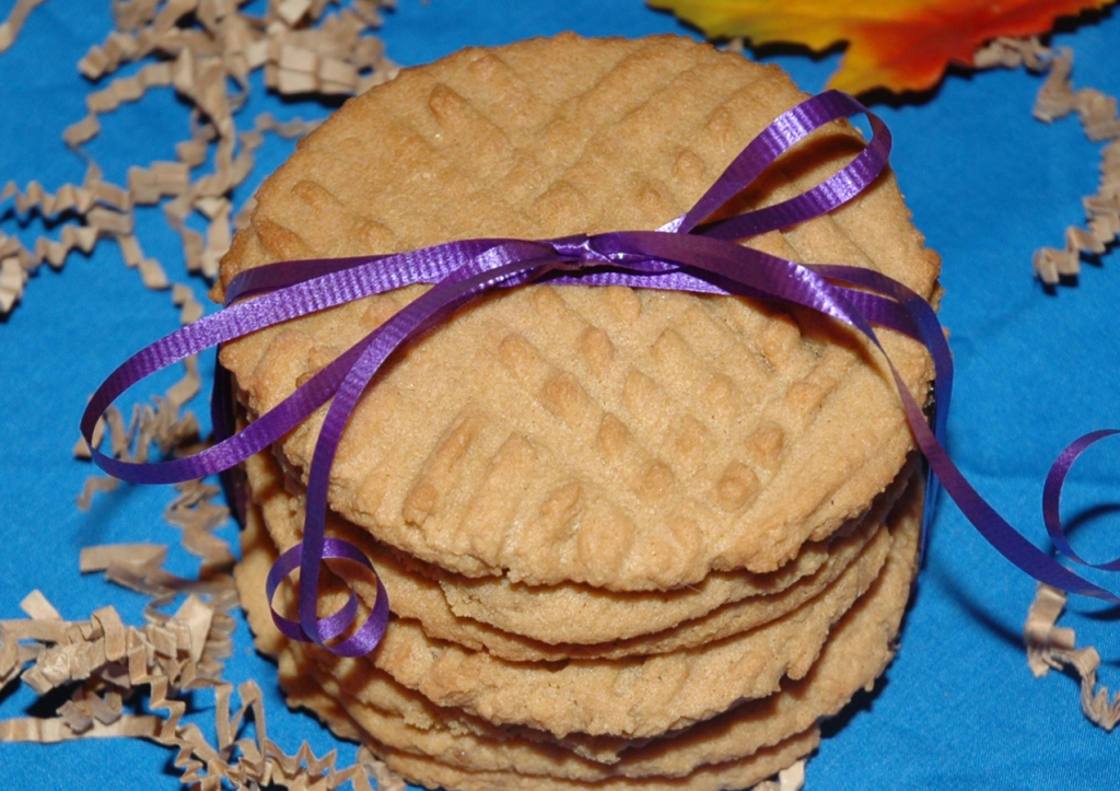 C Q World Cakes, Cookies and Pies / Quinn's Cafe and Deli 1300 N Sam ...