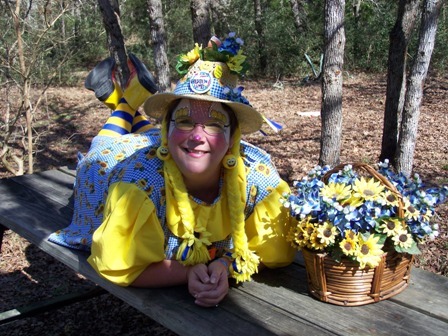 Clown Rockin' Robyn 264 Hickory Lane, Elgin, TX, 78621