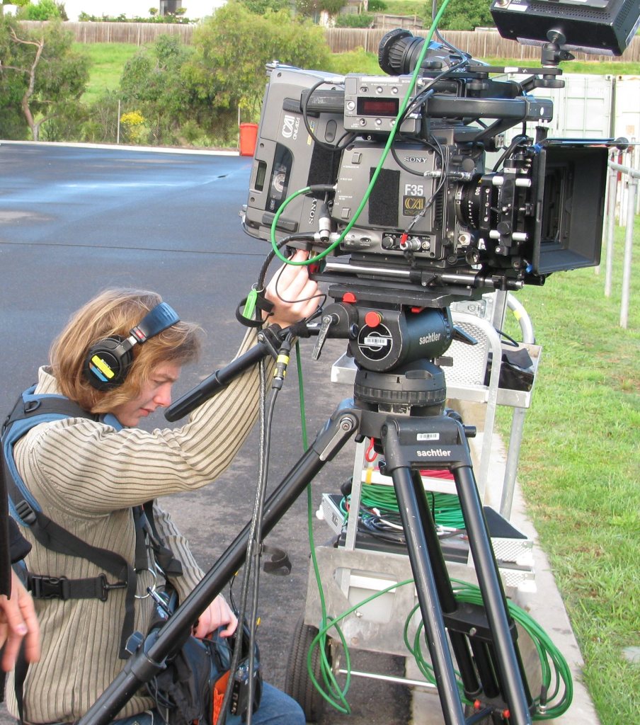 Angus Parish Sound Recordist 30 Dalny Road Murrumbeena 3163 Victoria ...