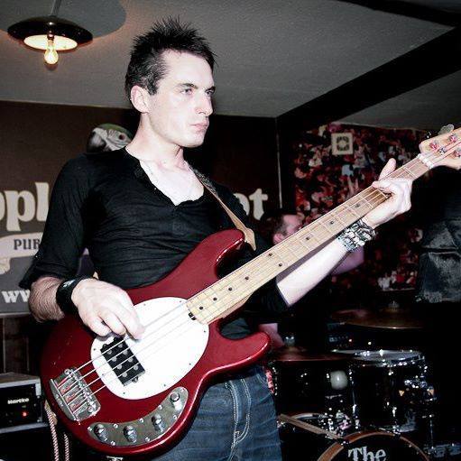 Details for Dan Huggins Private Bass Guitar Tuition in 8 Church Street ...