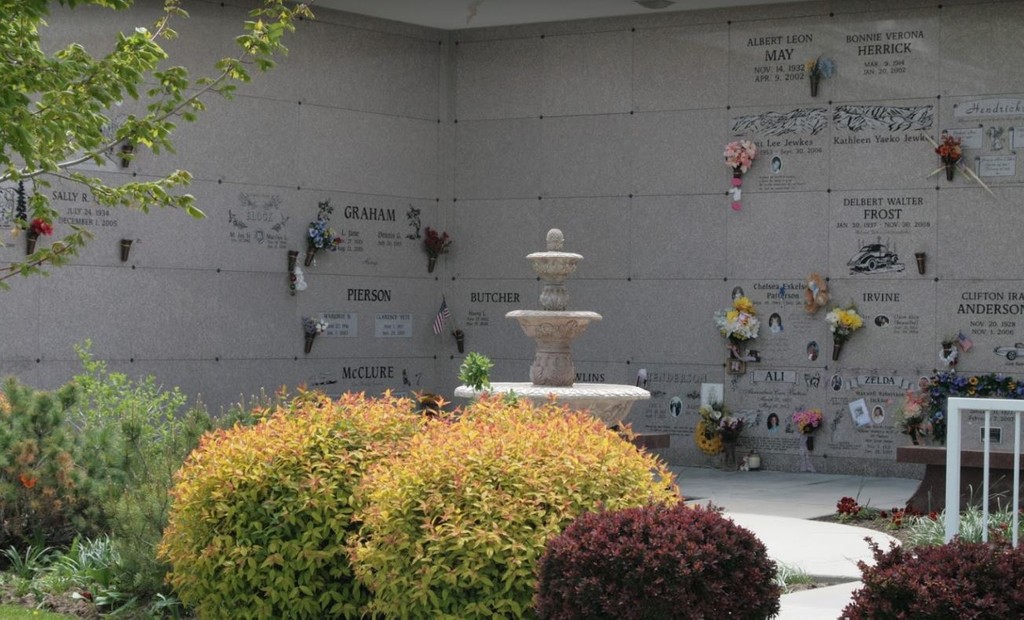 Larkin Sunset Gardens 1950 E 10600 S, Sandy, UT, 84092