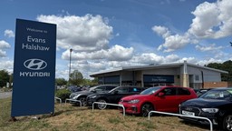 Evans Halshaw Hyundai Milton Keynes, Tickford Roundabout, Newport ...